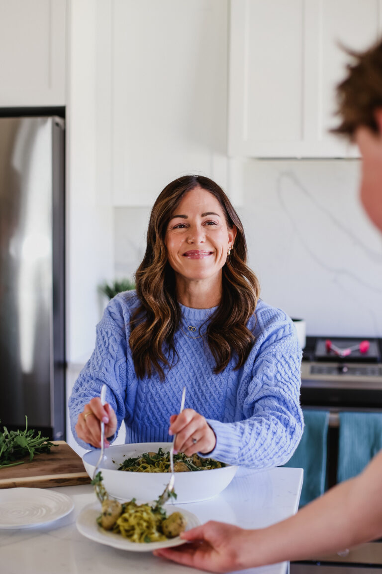 4 Steps to Get Your Wiggly Child to Sit Still at Meals
